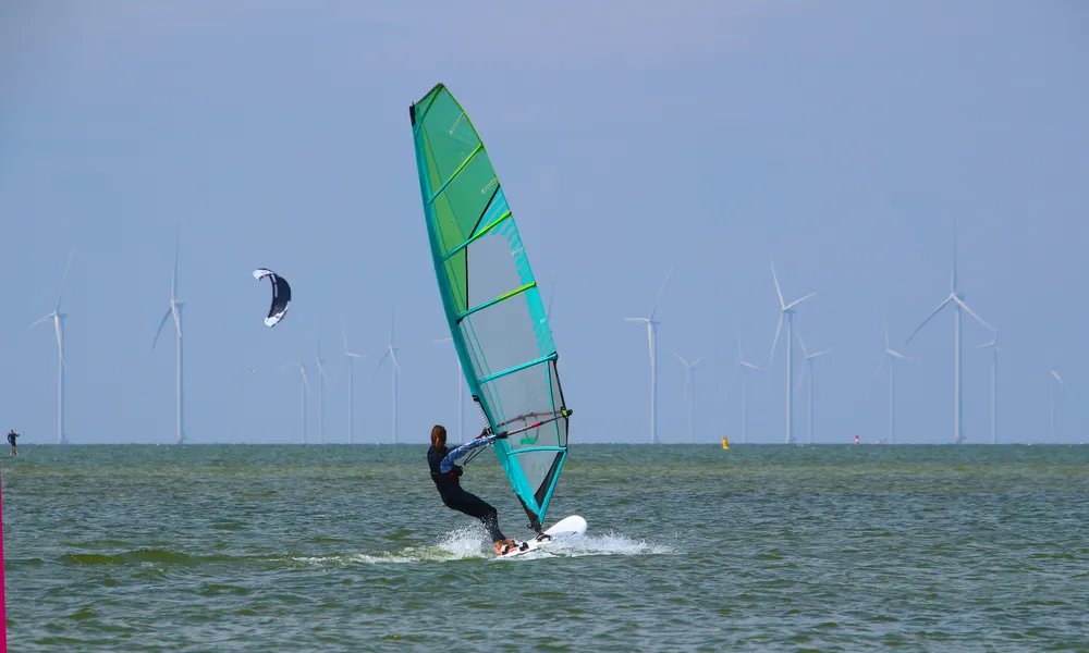 Windsurfurlaub am Spot Workum Strand | CHECK24 Sportreisen
