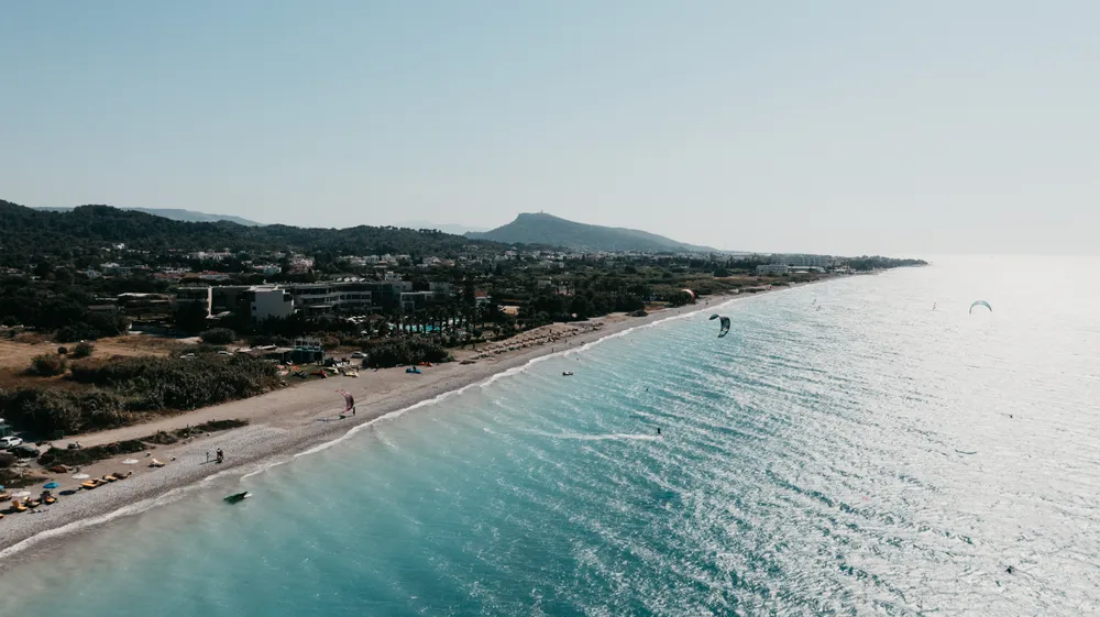 Deine Wingfoil-Reise am Spot Trianda | Ialysos | CHECK24 Sportreisen